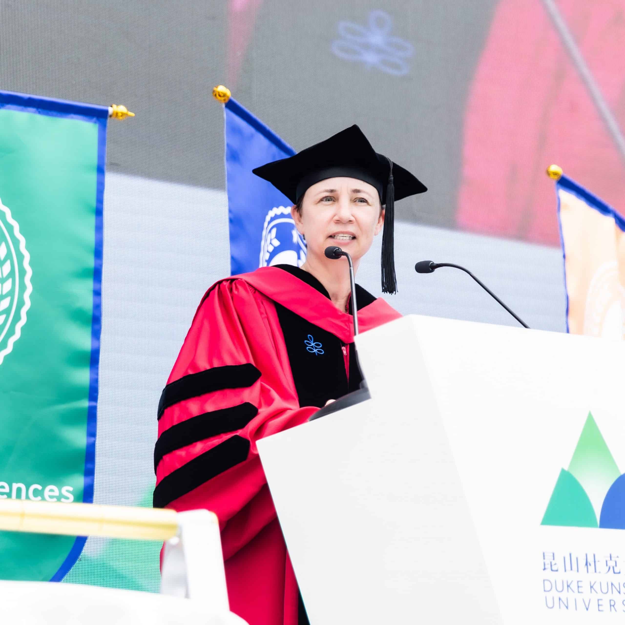 昆山杜克大学教师荣获杰出女性奖 - News | Duke Kunshan University